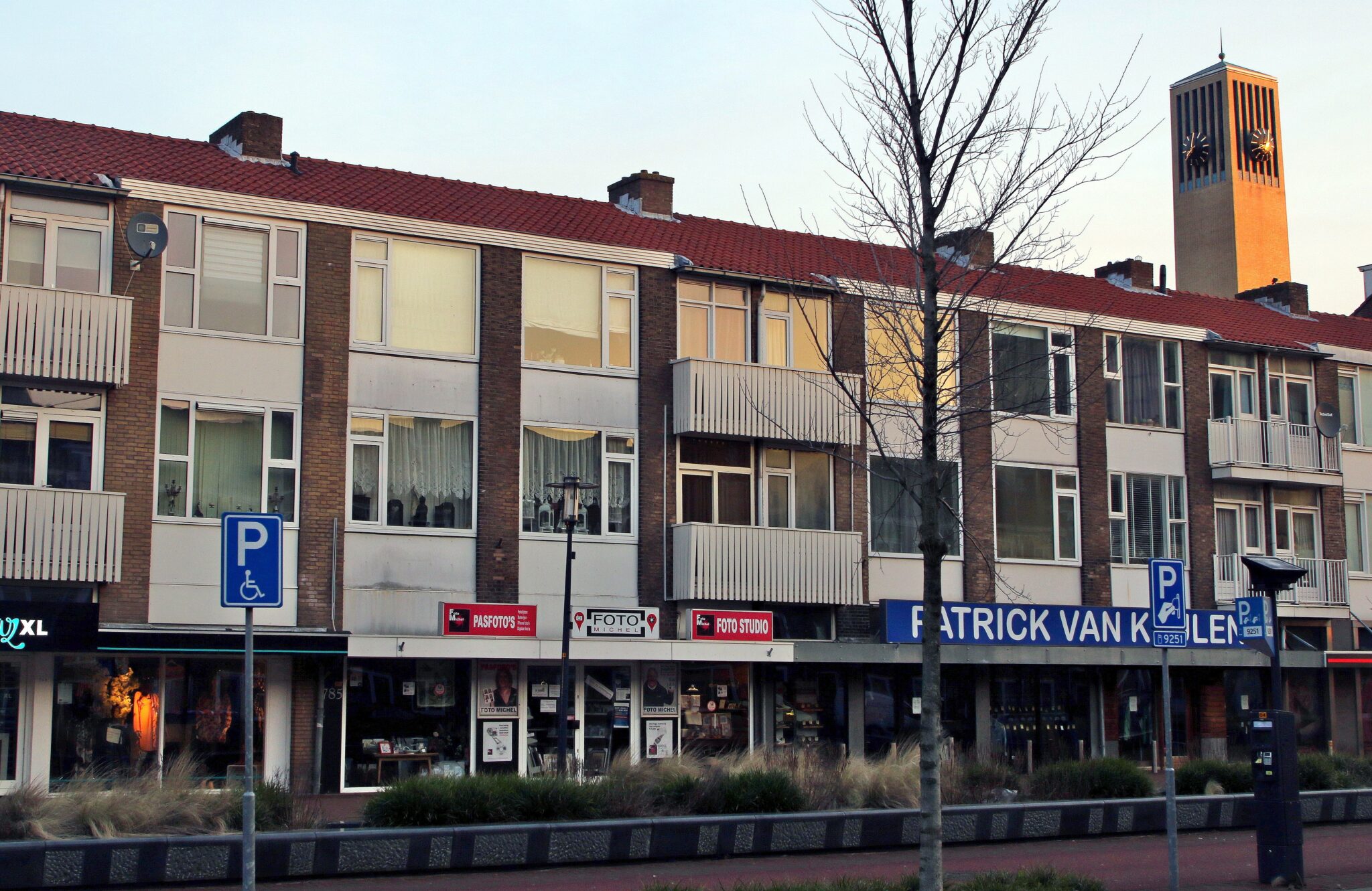 Typisch IJmuiden: de winkel van Menist - Jutter | Hofgeest
