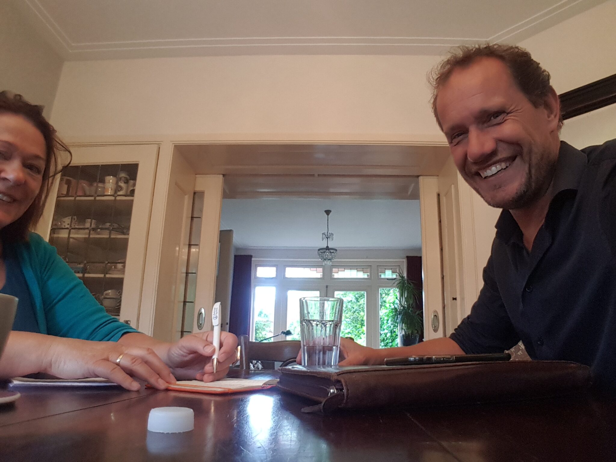 Bij de redactie aan tafel: Ron Haver - Jutter | Hofgeest