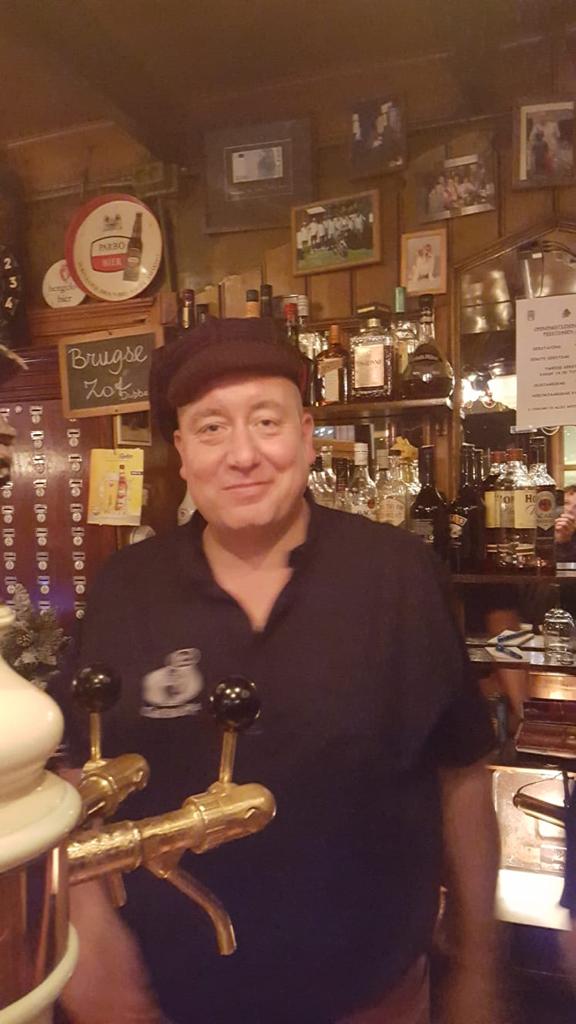 Heb lol, wees lief en drink op het leven - Jutter | Hofgeest