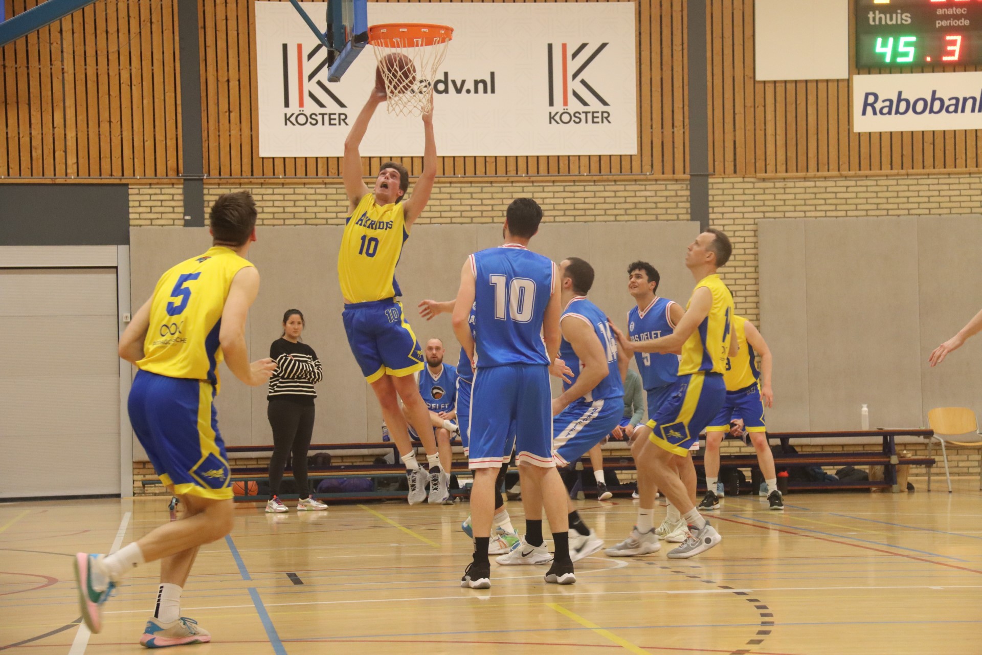 Akrides wint voor derde keer op rij - Jutter | Hofgeest