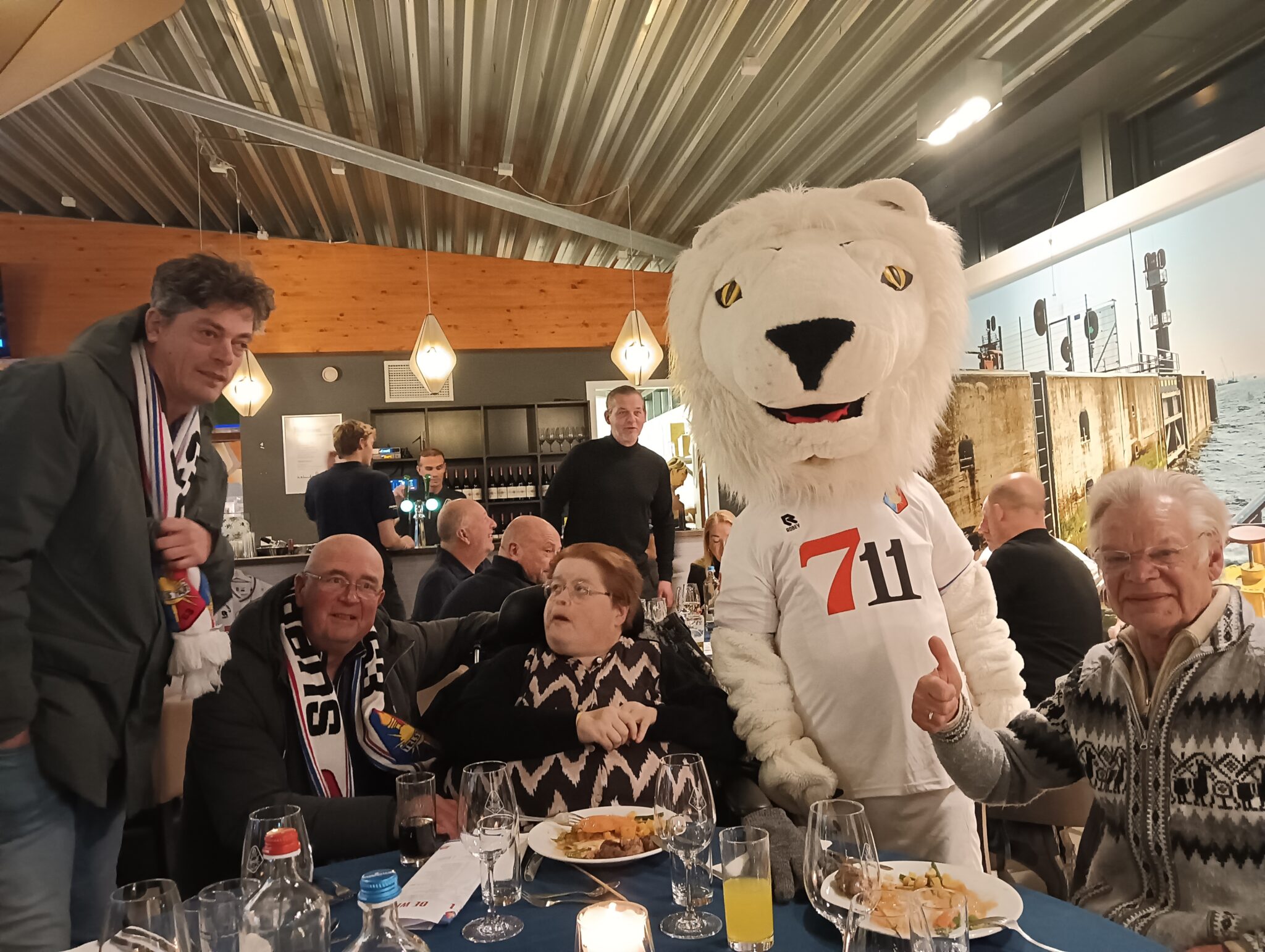 Dat is er maar één naar mijn idee, namelijk Marja Korbee! - Oozo.nl