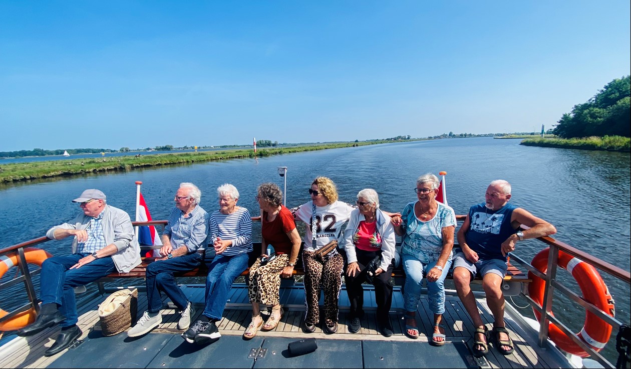 Met ontmoetingscentrum Zeestroom het water op: een dag om nooit te ...