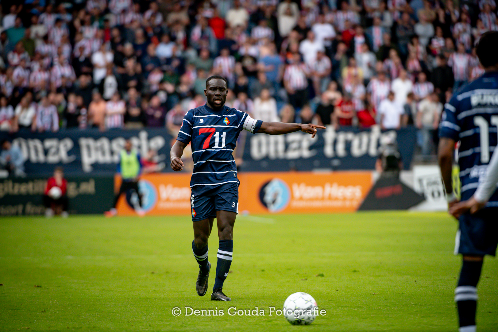 Toekomst Apau onzeker, maar directeur Annokkee weet het wel: ‘Alles ...