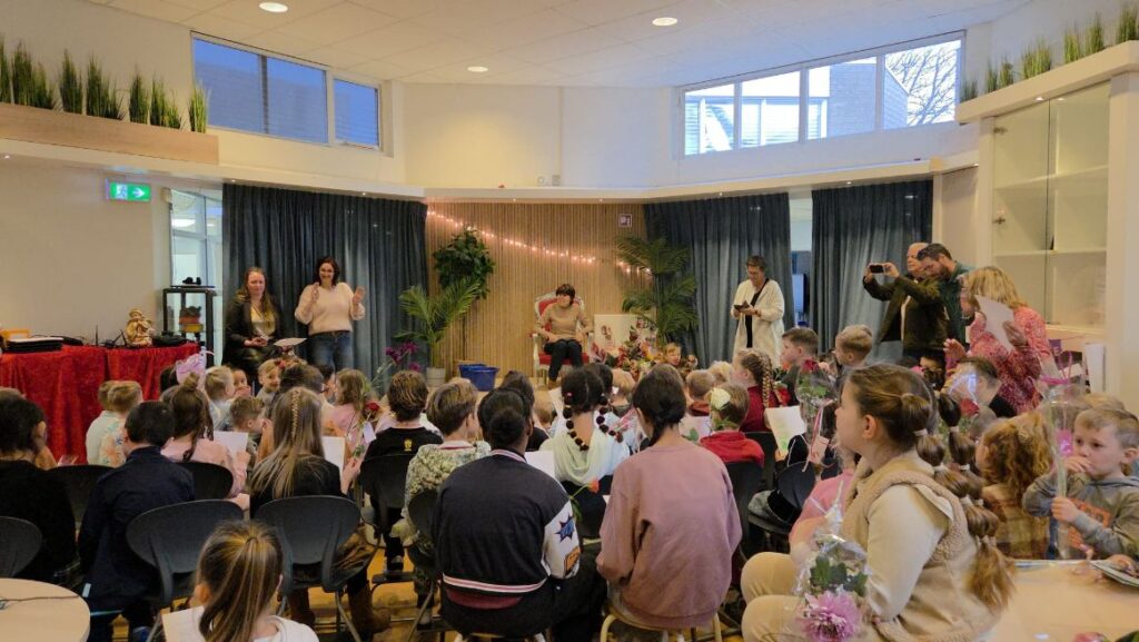 Juf Elma gaat met pensioen - Jutter | Hofgeest